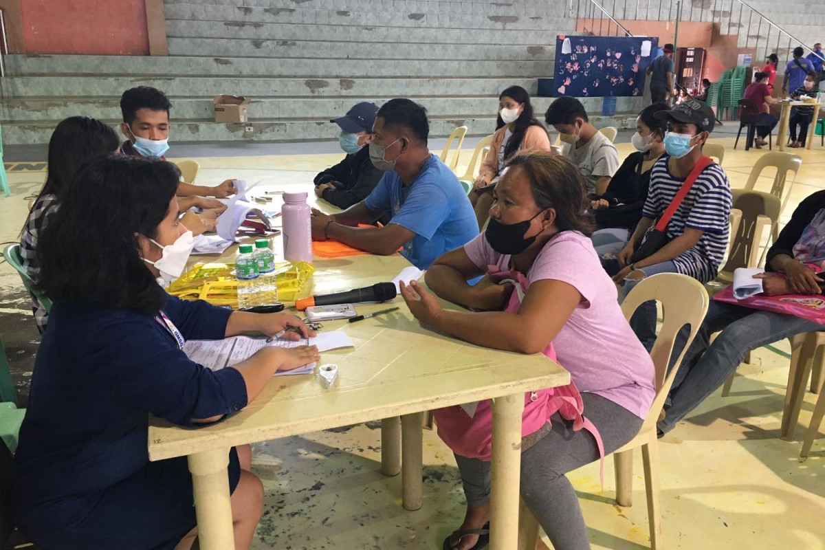 Halos P10M na tulong sa mga estudyante sa Romblon, naipamahagi na ng ...